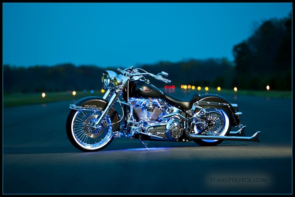 Softail Deluxe Burly Beach Bars